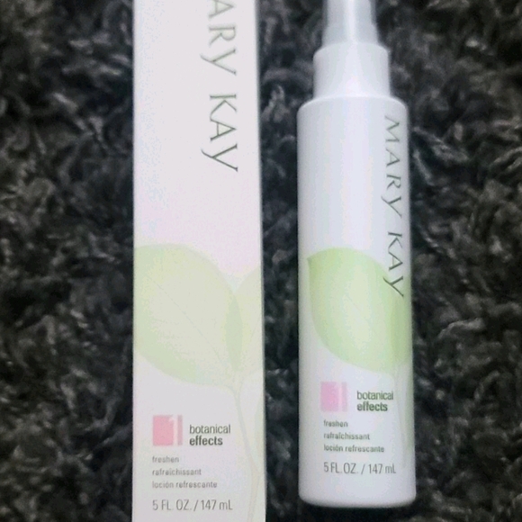 Mary Kay | Skincare | Nib Freshen Formula Dry Skin | Poshmark